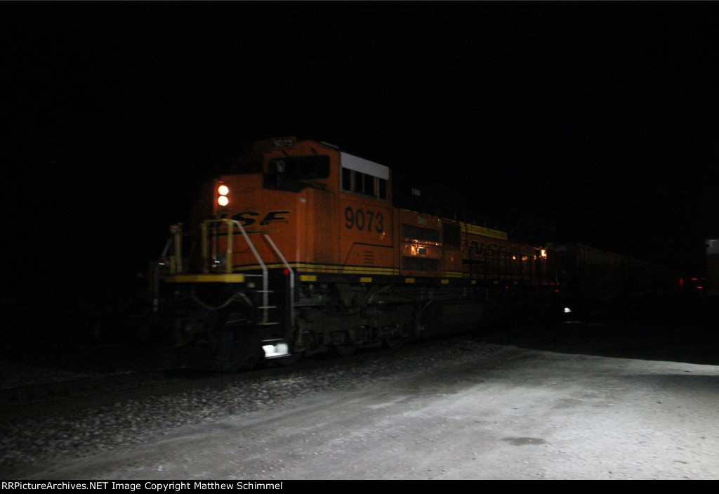 BNSF 9073 -DPU